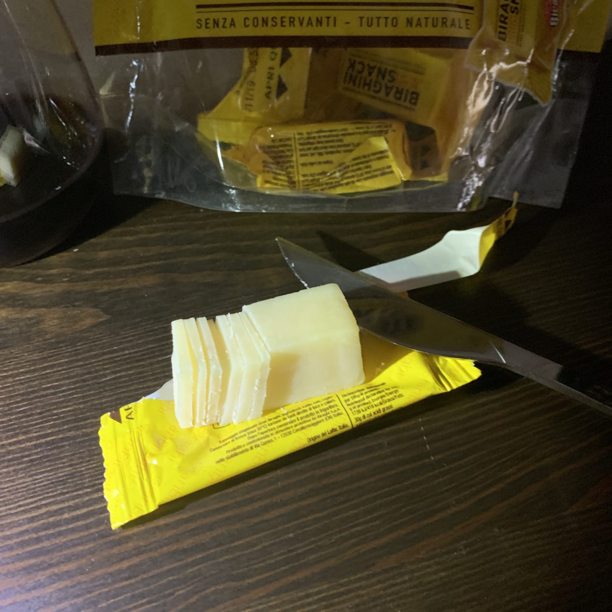 チーズは濃いめが好みです_BIRAGHINI SNACK | 集まれ！ 安旨ワイン隊（仮）blog